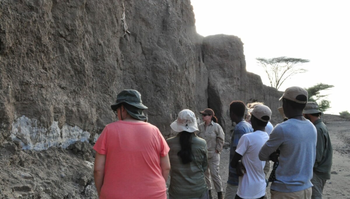 Studying prehistoric archaeology in the Turkana Basin | Turkana Basin ...